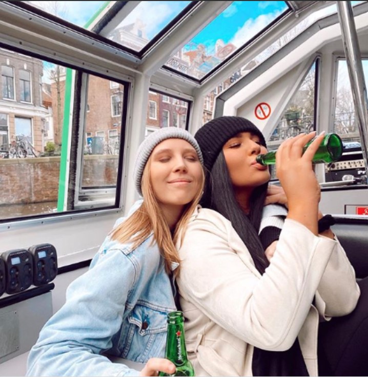 Katie Despres – sippin on a Saturday -Heineken #alcoholic – Canceraware